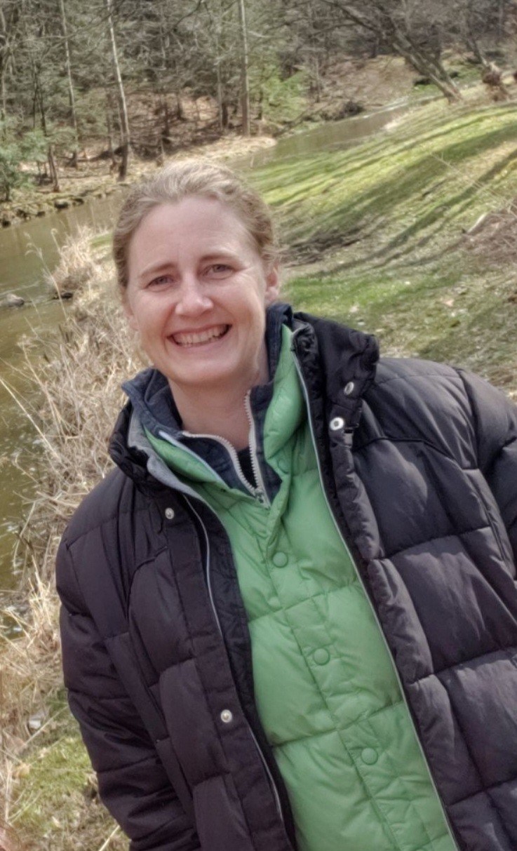 Stacey – LVT – Country Care Veterinary Center